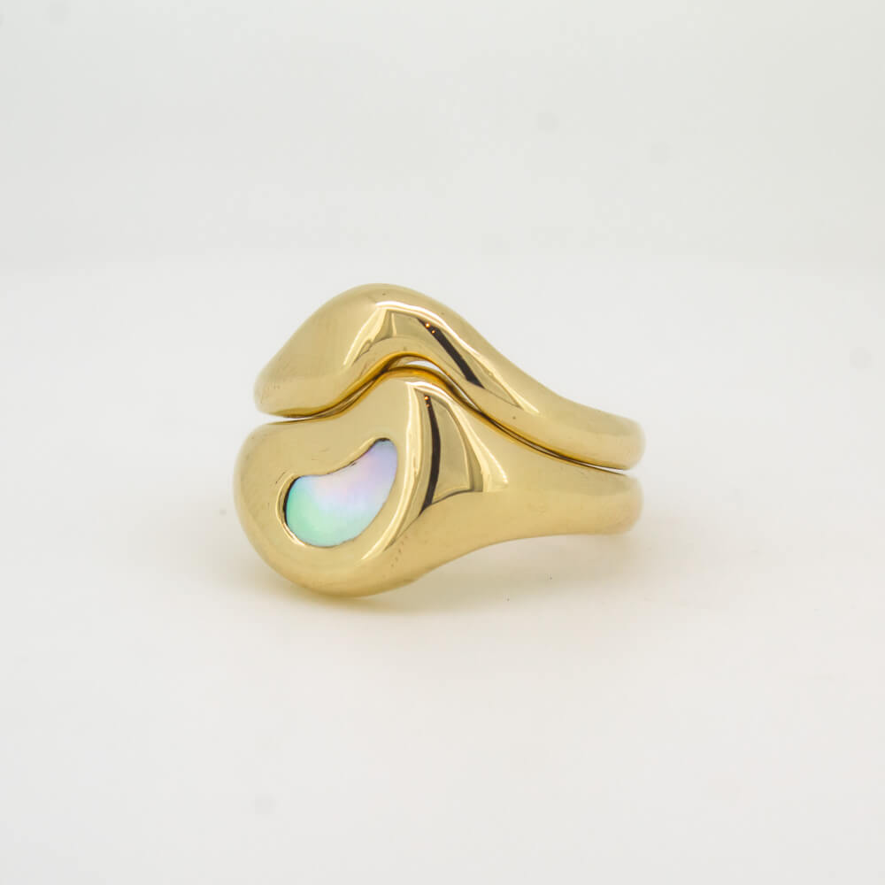 Form Fitted Gold Signet Ring | Krool Jewels